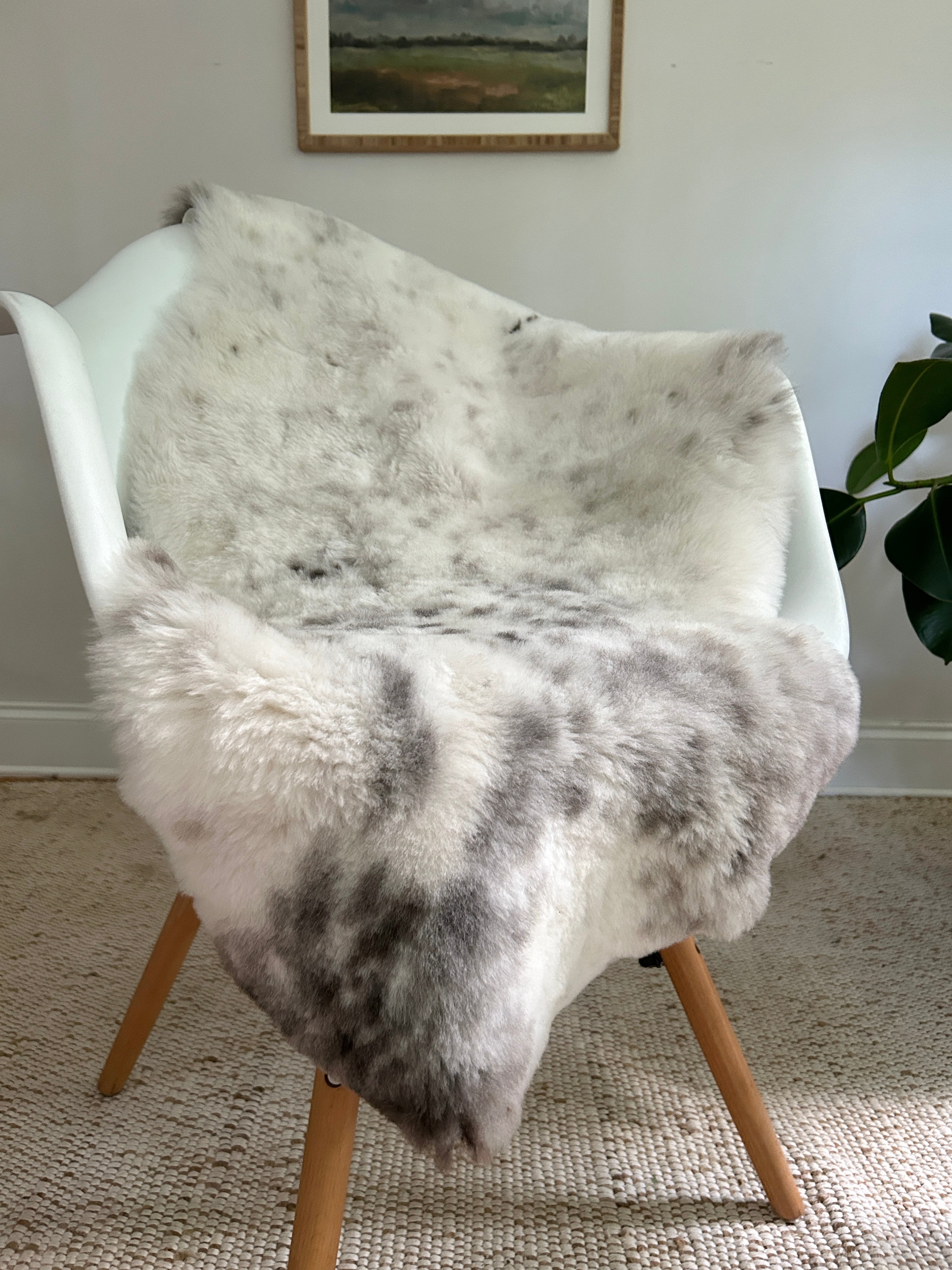 Natural Sheepskin - Why babies love them– East Perry
