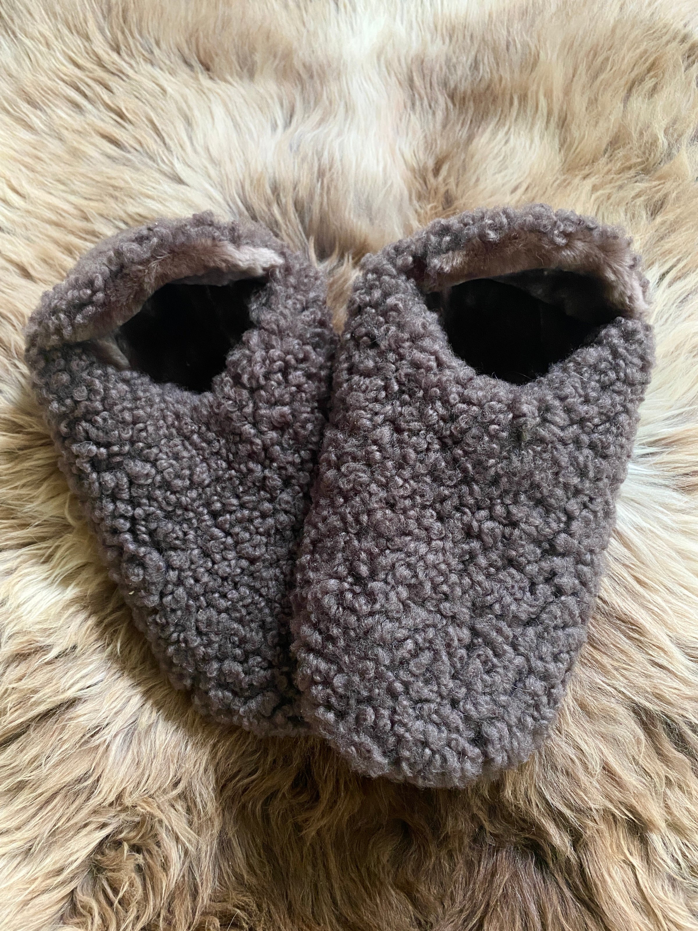 Sheepskin Slippers– East Perry