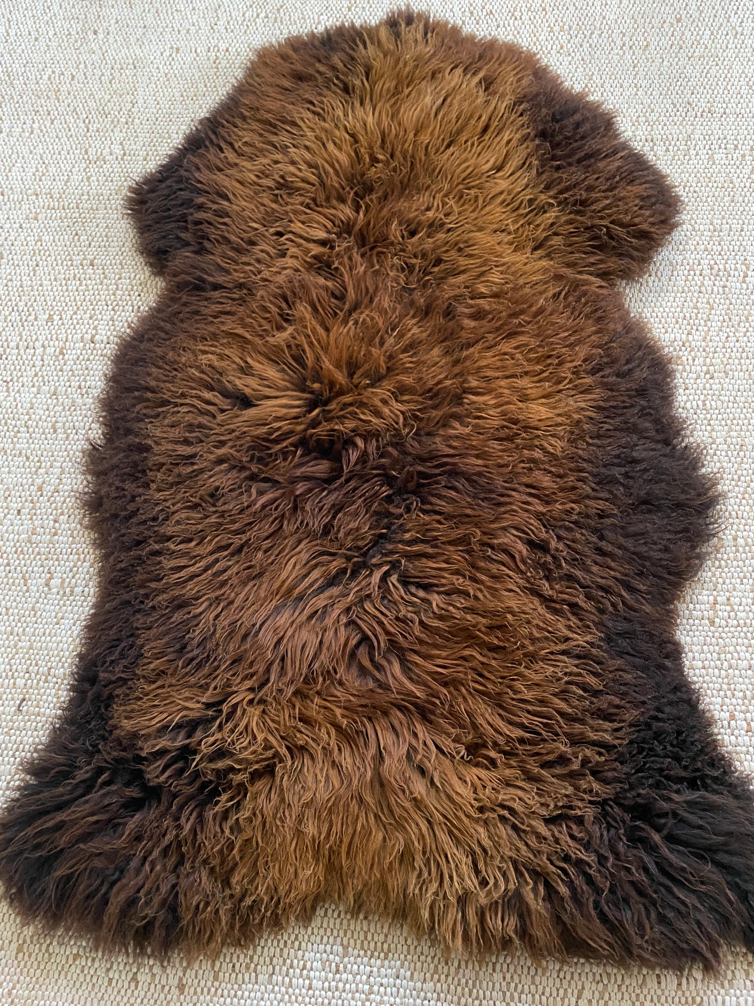 Natural sheepskin products + bespoke wool rugs– East Perry