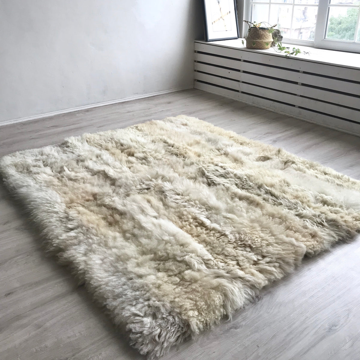 Natural Sheepskin Area Rug and Blanket– East Perry